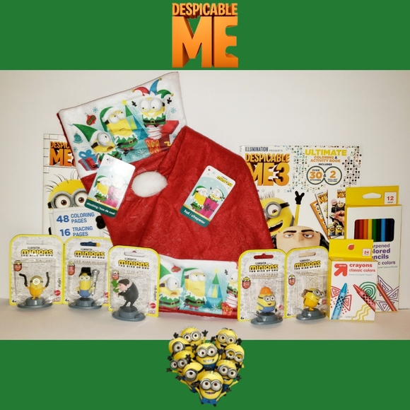 Toys | Nwt Despicable Me 11 Piece Christmas Bundle | Poshmark